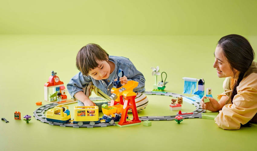 Lego Duplo 10428 - Grande treno comunitario interattivo - Mattoncini.net