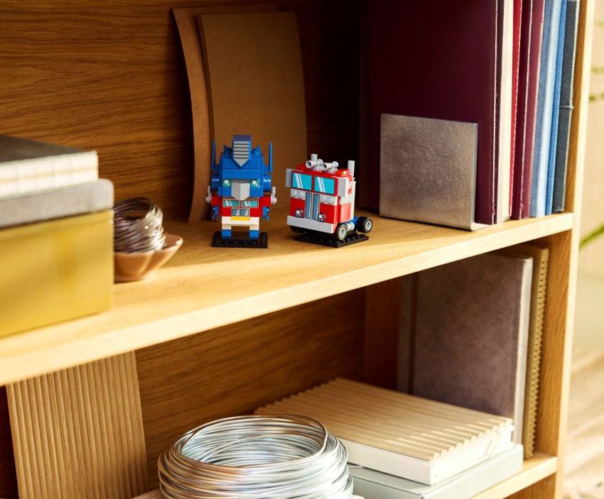 Lego BrickHeadz 40803 - Robot e veicolo Optimus Prime - Mattoncini.net