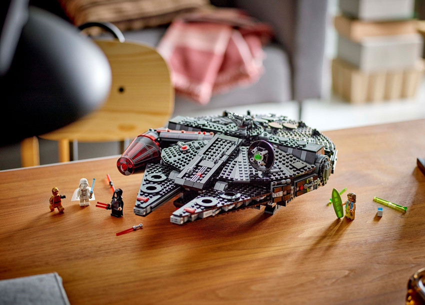 Lego Star Wars 75389 - Dark Falcon - Mattoncini.net