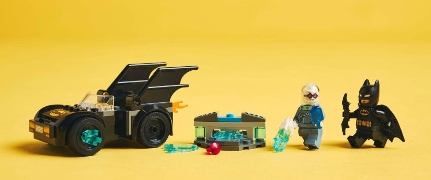 Lego DC Comics Superheroes 76301 - Batman™ e Batmobile™ contro Mr ...